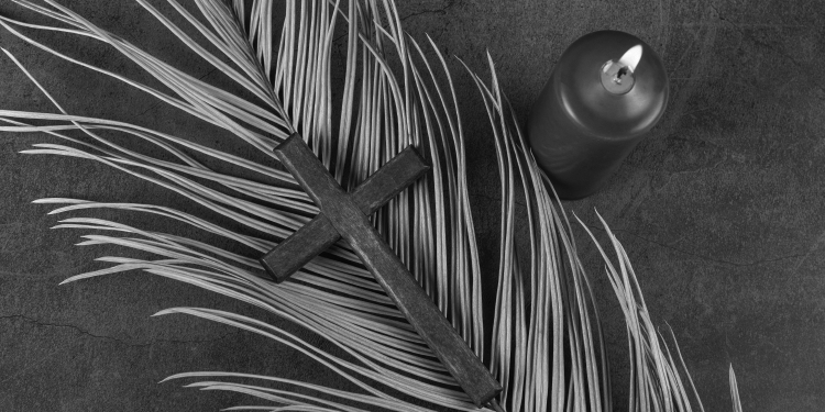 Diocese of Gaylord | Lent Candle 2.5 x 2.5 Square - BW